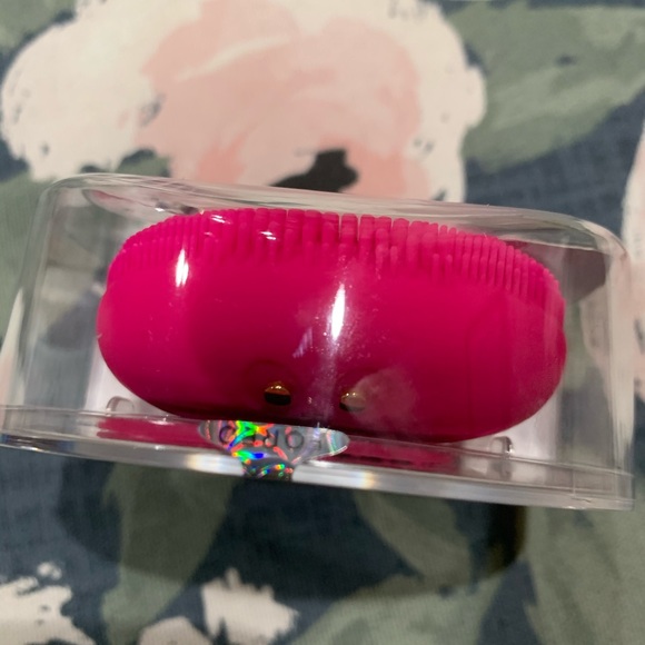 FOREO | Makeup | Foreo Luna Fofo | Poshmark